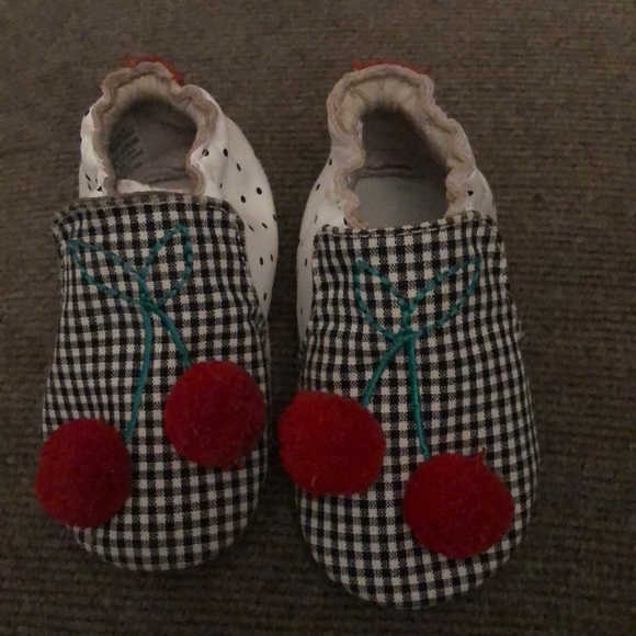 Robeez | Shoes | Baby Girl Robeez 8 Months | Poshmark